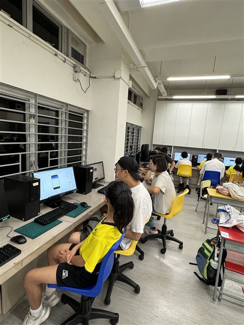 《一小時玩程式》（Hour of Code）AI 與編程親子工作坊